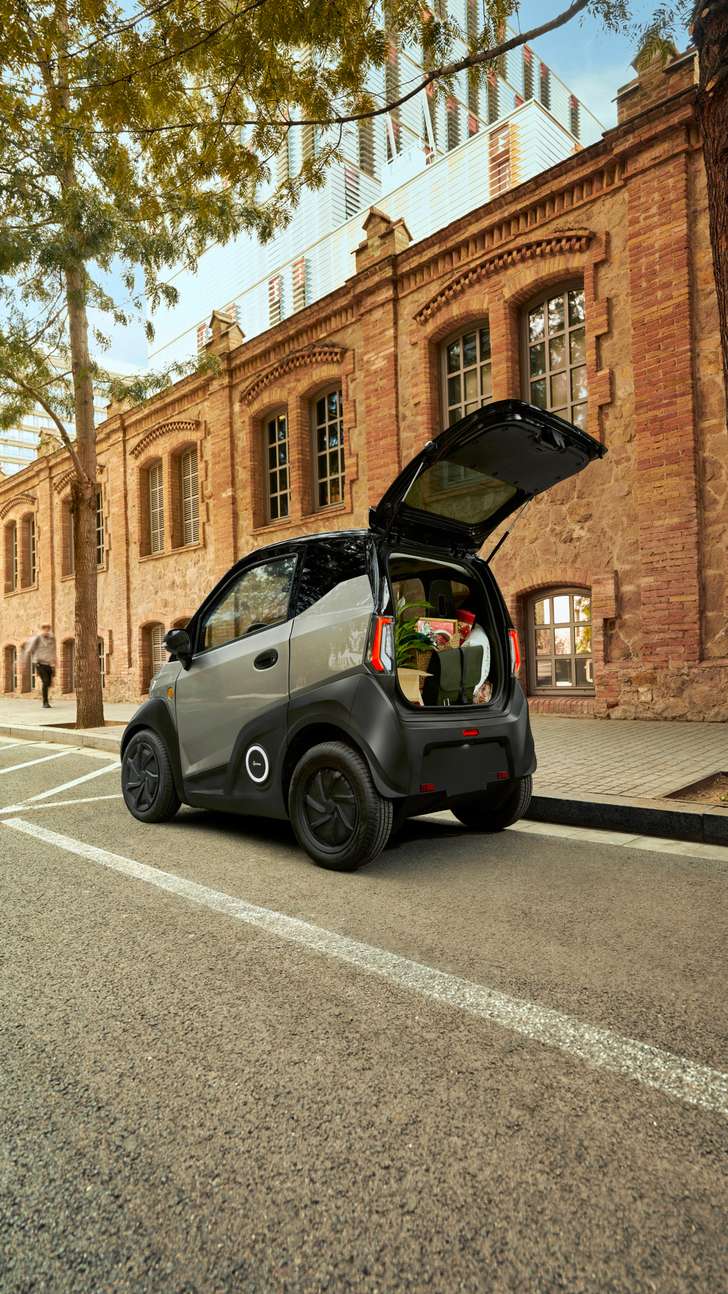 Scopri Silence S04 | La microcar 100% elettrica